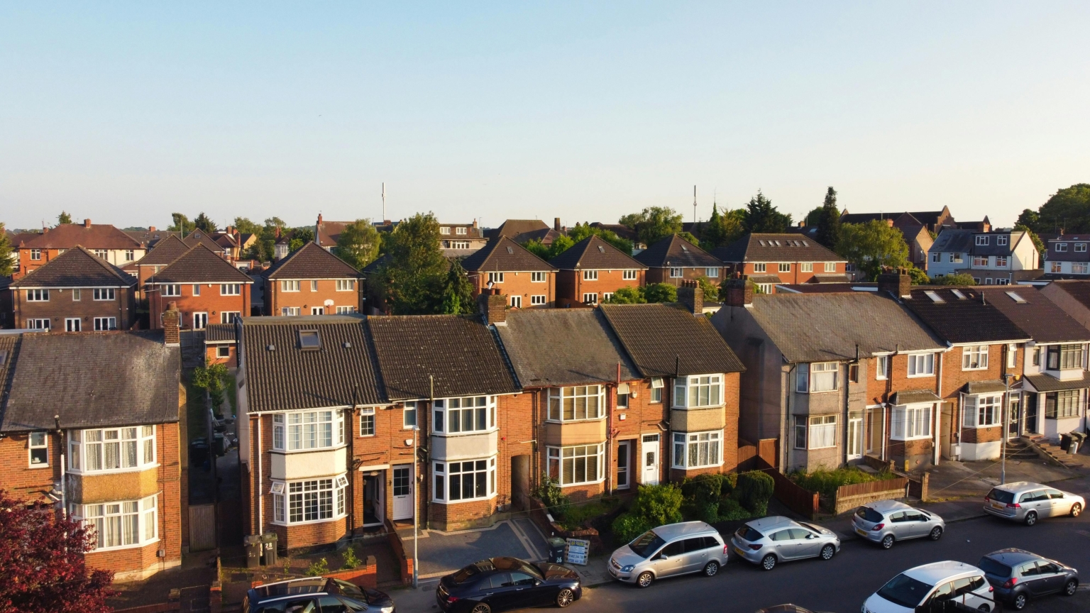 5 Smart Signs to Spot a Dream Neighbourhood In the UK